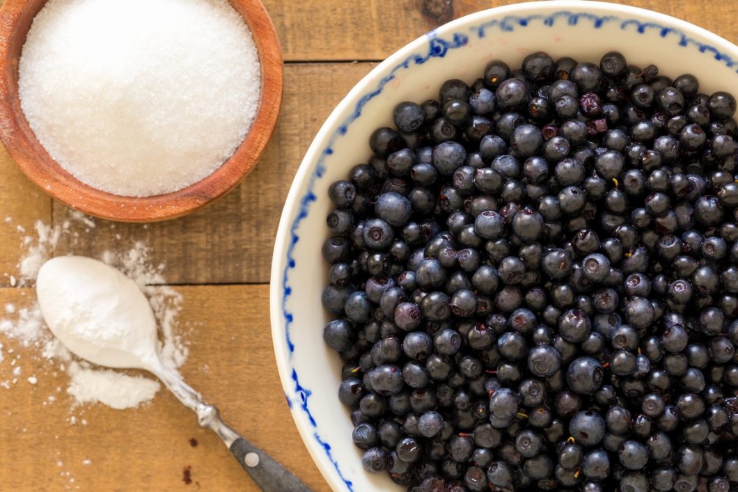 Blueberry pierogi (pierogi z jagodami) • Electric Blue Food